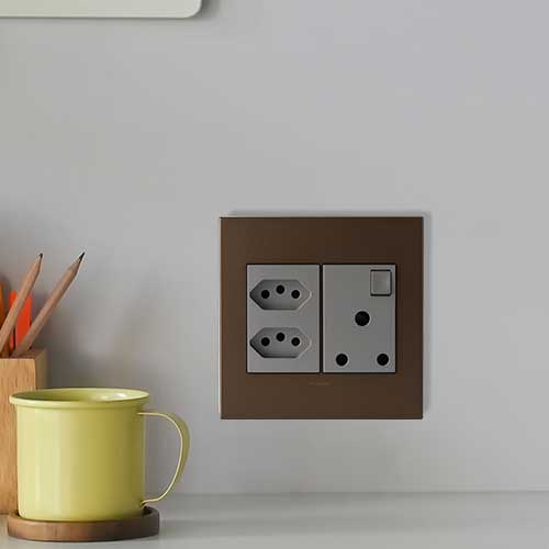 Plug Sockets – Livecopper