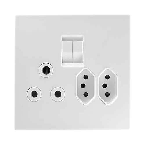 Crabtree Topaz Slimline Combo Socket 4 x 4 - White – Livecopper