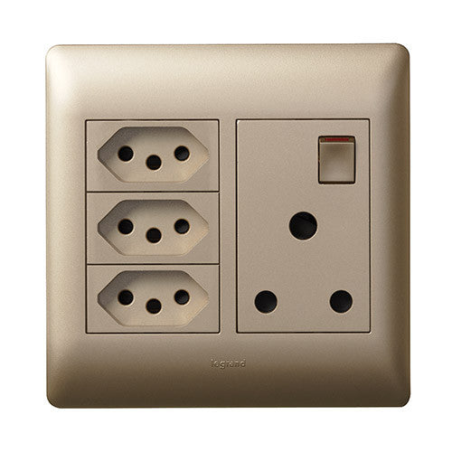 Legrand Ysalis RSA 3 Slimline Socket 4 x 4 – Livecopper